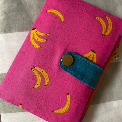 Banana Wallet for Women, Vegan Wallet for Women, Credit Card Wallet ...