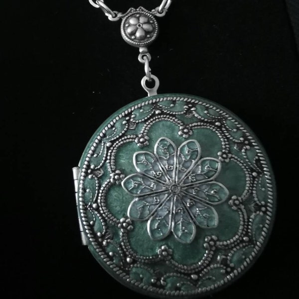 Teal Locket, Antique Style Silver Locket. Gift for Women. - Etsy