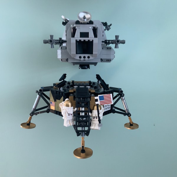 Wall Mount to Display Apollo Lunar Lander - Etsy