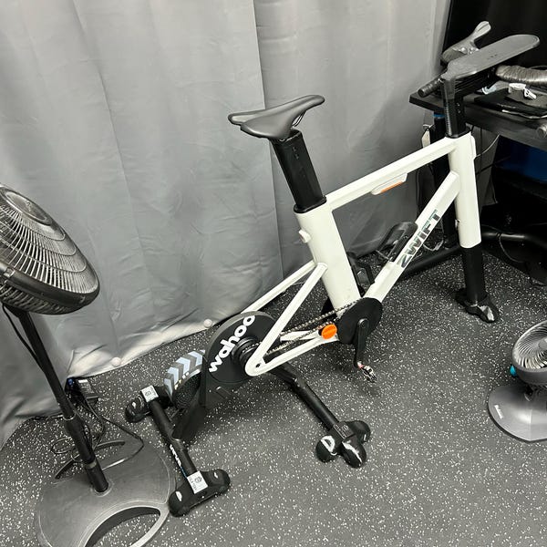 Car Engine Block Cooler- Inspired Can Cooler Shaped Like Pistons! V4 ...