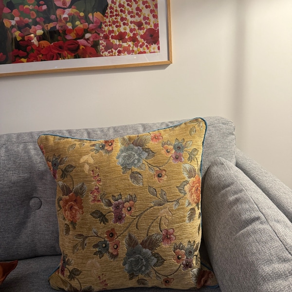 Vintage Design Ornate Floral Tapestry Throw Pillow Cover, Decorative ...