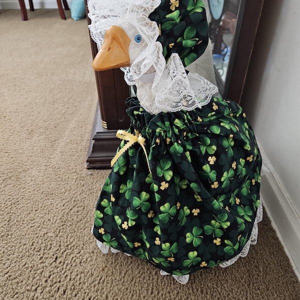 Tabby Road Club Kitty - Etsy