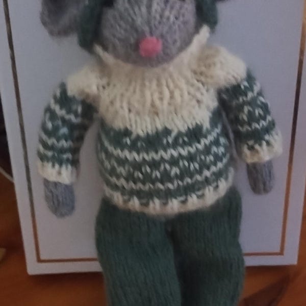 Pixie the Mouse Knitting Pattern. English and Russian PDF. - Etsy