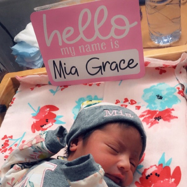 Hello My Name Is... Sign: Newborn Baby Photo Prop, Birth Announcment ...
