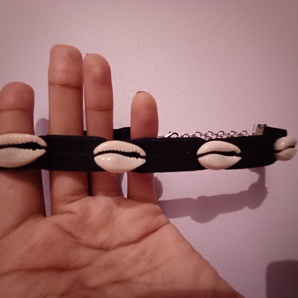 Cowrie Shell Choker - Etsy