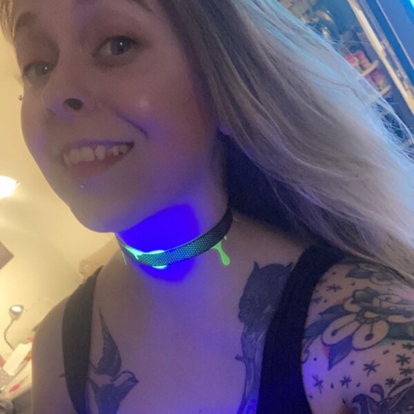 Hexin Collar UV Blue & White - Rubber Ravewear (choker, Necklace ...