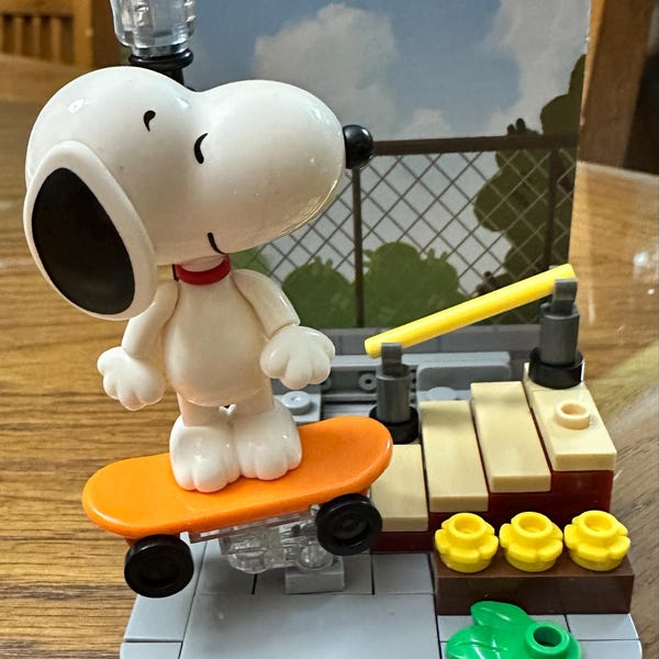 Nano Size Building Blocks - Mini Block - Snoopy Mini Display Brick Set ...