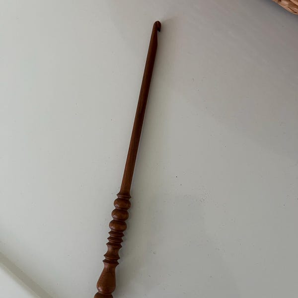 Clones Lace: the Story and Patterns of an Irish Crochet (3rd Edition ...