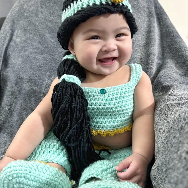 Crocheted Gus Gus Mouse Costume: Cinderella Inspired Baby Outfit - Etsy