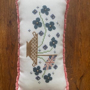 The Ivy Green, PDF/DIGITAL Cross Stitch Pattern, Primitive Cross Stitch ...