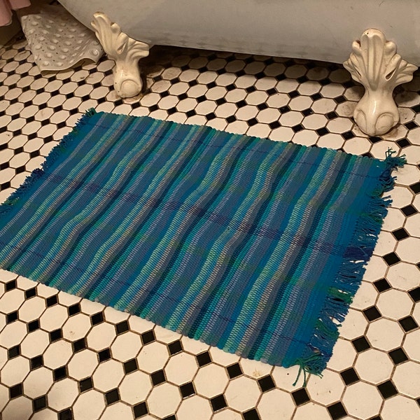 Handwoven Machine Washable Rag Rug Placemats in Warm Rust, Grey, and ...