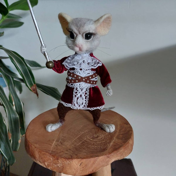 Needle Felted Dormouse Art Doll: Mallymkun, Alice in Wonderland - Etsy