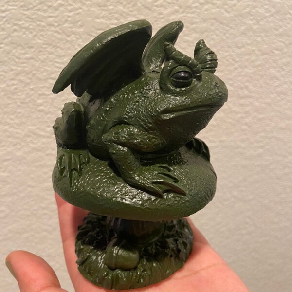 Toad on Mushroom Statue, Demon Toad, Horned Toad, Toad GARGOYLE - Etsy