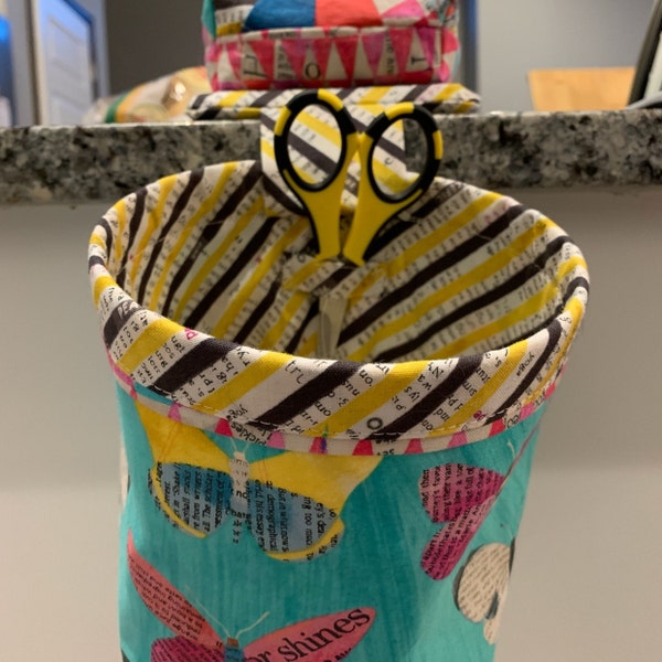 SEW SASSY Thread Catcher Sewing Pattern, Pincushion Scrap Bag, Tutorial ...