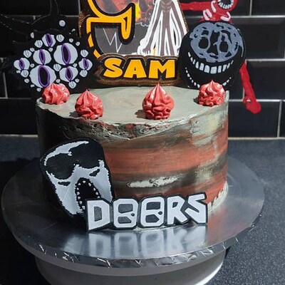Roblox 3D Doors Character Cake Topper Personalised Name and Age Cake ...