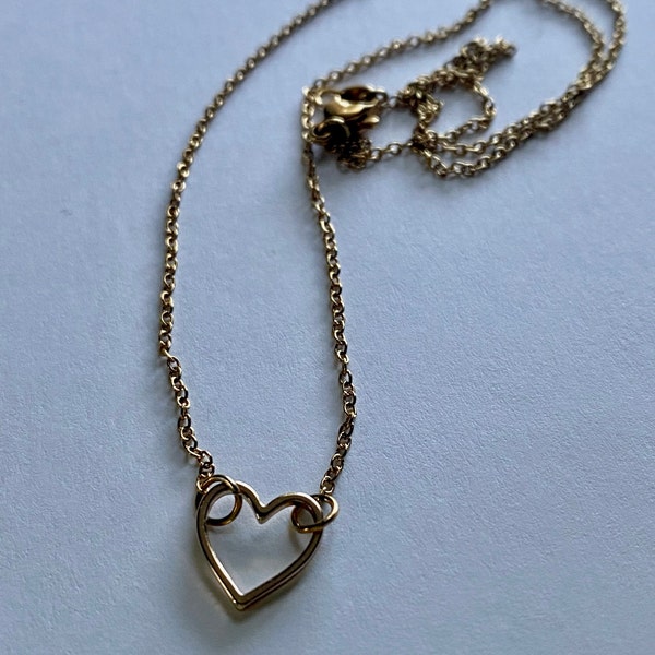 Dainty Gold Heart Outline Necklace: Minimalist Love Jewelry - Etsy
