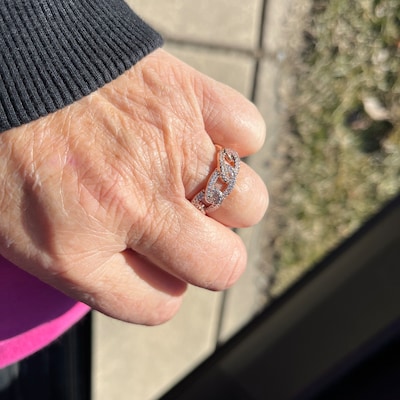 18k Gold Filled Hallowed Star and Attached Heart Engraved Pattern ...