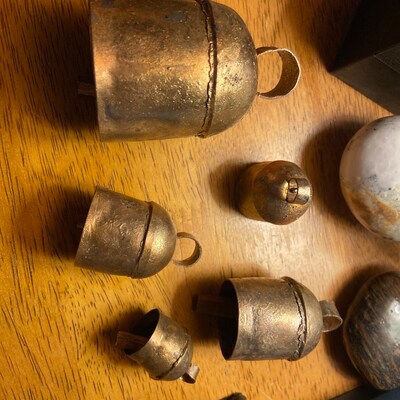 RUSTIC FARMHOUSE BELLS 5 Rough Hewn Gold Bells W/ Wooden Clappers in 6 ...