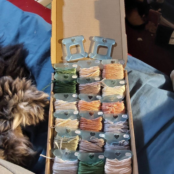 PIPSQUEAKS Acrylic Thread Drops | Floss Drops | Organiser Drop for ...