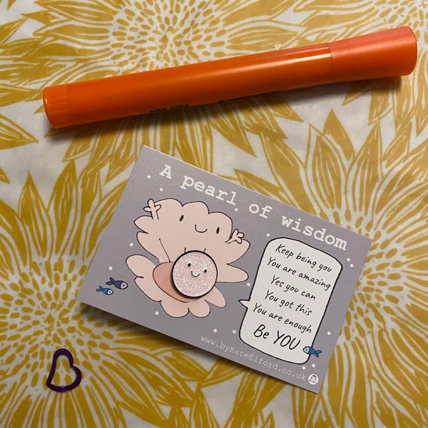 A Pearl of Wisdom Enamel Pin, Cute Glitter Happy Pearl Positive Enamel ...