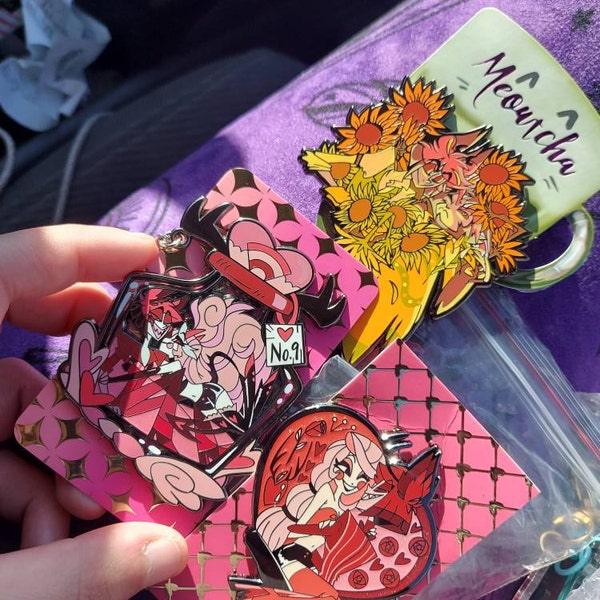 Golden Hour a Hazbin Hotel Radiohusk Enamel Pin - Etsy