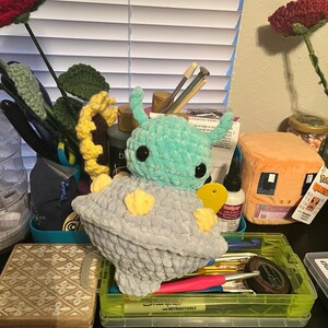 Weebee the Space Invader No Sew Crochet Pattern - Etsy Australia