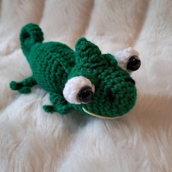 Pascal the Chameleon Crochet Pattern - Etsy