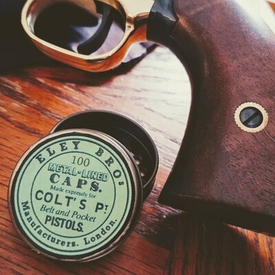 Colt Percussion Cap Tins Green Label/empty - Etsy