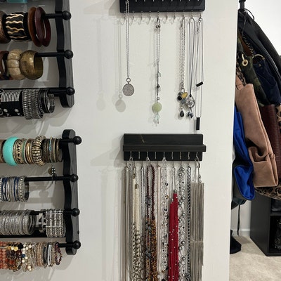 Space-saving Vertical Jewelry Organizer Wall Mount Driftwood Necklaces ...