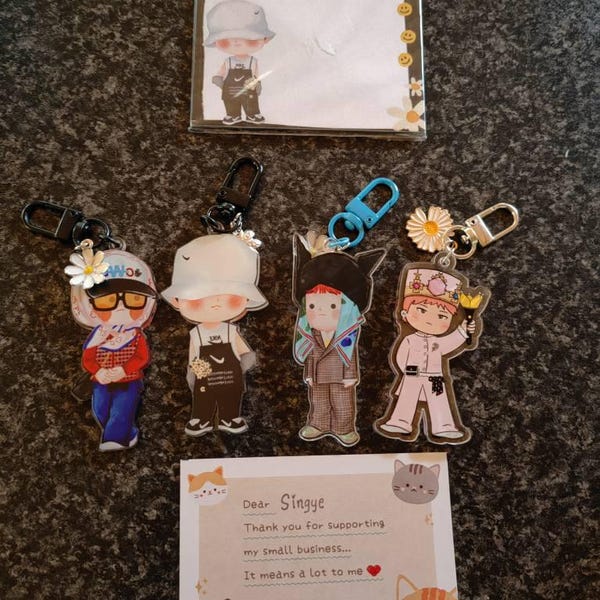G-dragon Fashion Style Keychain, G Dragon Illustration Keychain, G ...