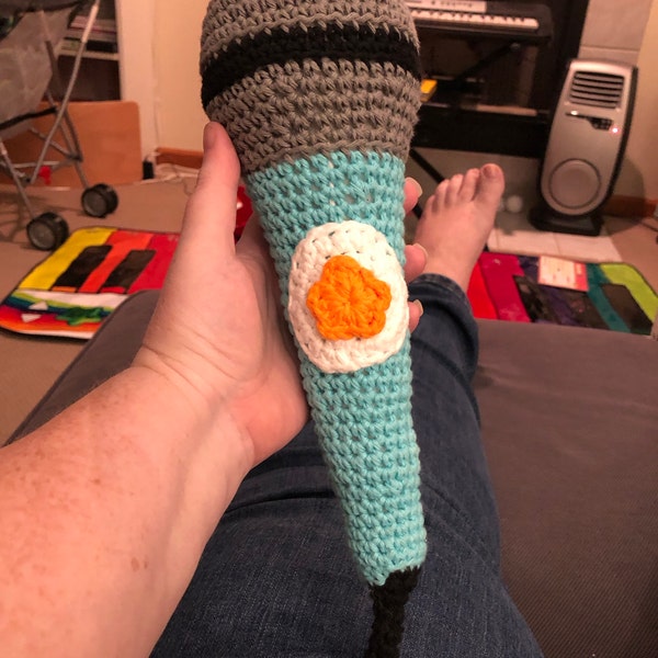 Crochet Microphone Pattern - Superstar Microphone - Musical Instrument ...