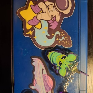 Gnarp Gnap Alien Seal Alienposting Meme Glitter Vinyl Sticker - Etsy