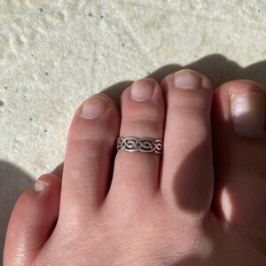 How to Find Your Adjustable Toe Ring Size | Etsy