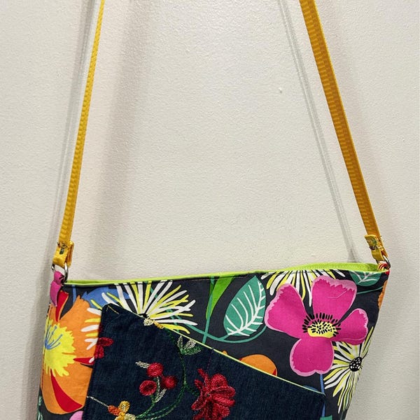 Simple Cross Body Bag Pattern, Adjustable Strap Purse, A21 Fundraiser ...
