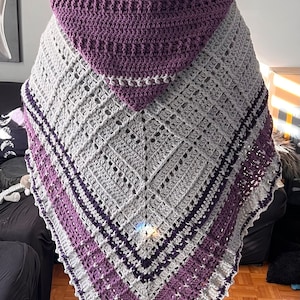 Nova Hooded Triangle Shawl Crochet Pattern PDF Crochet Winter - Etsy
