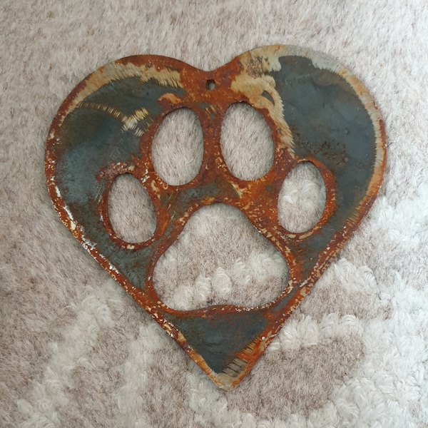 Rustic Rusty Metal Paw Print Love Heart Pet Dog Cat Memorial Gift ...