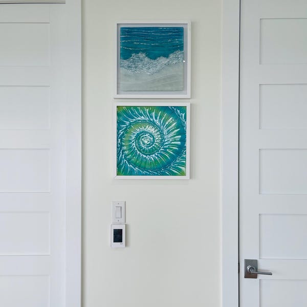 Wave in a Box Fused Glass Wave Wall Art Sun 25x25cm(10"), Turquoise ...