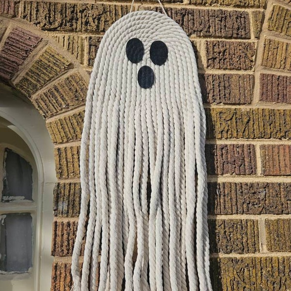 Macrame Ghost Wall Hanging / Spooky Cotton Rope Ghoul / Halloween Decor ...
