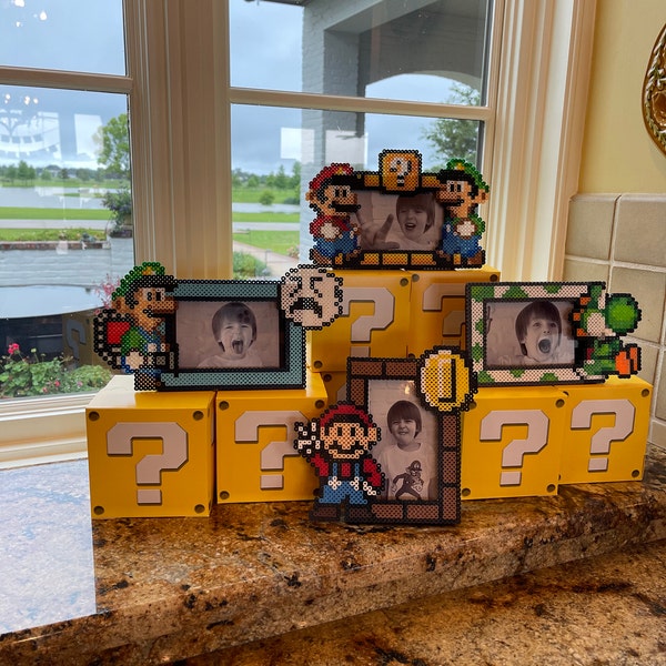 Yoshi Picture Frame Yoshi From Mario Brothers, 8bit Picture Frame ...