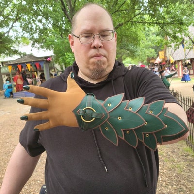 Elven Bracer Fencer Style - Etsy