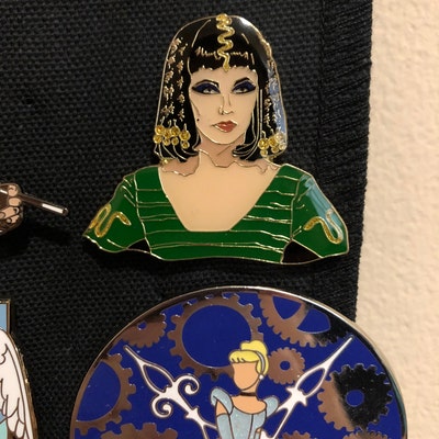 Daenerys Targaryen 'game of Thrones' Enamel Pin - Etsy