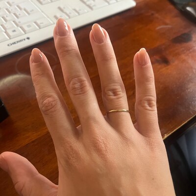 14k Solid Gold 1mm Thin Wedding Band / Minimalist Wedding Ring - Etsy