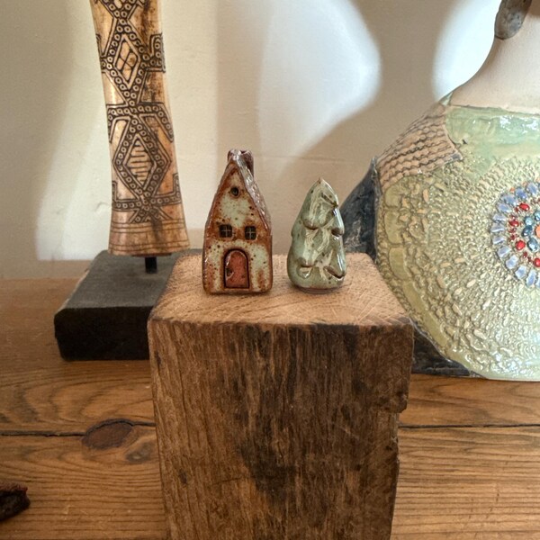 Handmade Ceramic Magnets Handmade Ceramic Brooches Refrigerator Magnets ...