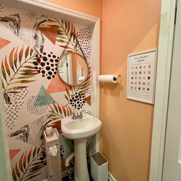 Funny Bathroom Art, All Bums Welcome, Cute Bathroom Butts, Bum Collage ...