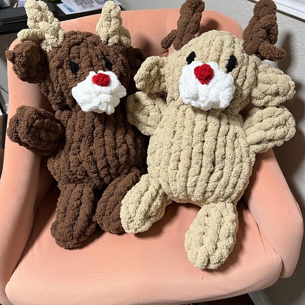 Fingerknit Chunky Elephant Plushie Pattern With Video Tutorial Elephant ...