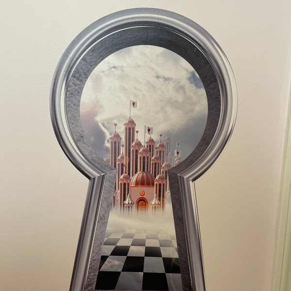 3d Keyhole Fabric Wall Decal - Queen of Hearts Castle - 3D Keyhole Wall ...