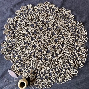 Doily coral Reef PDF Original Shuttle Tatting Pattern by Renulek ...