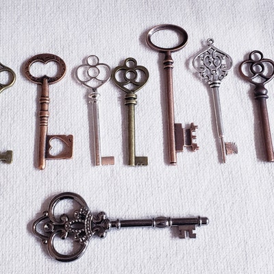 Skeleton Keys Bulk Lot Set 10 Pcs Pendants Steampunk Keys Assorted ...