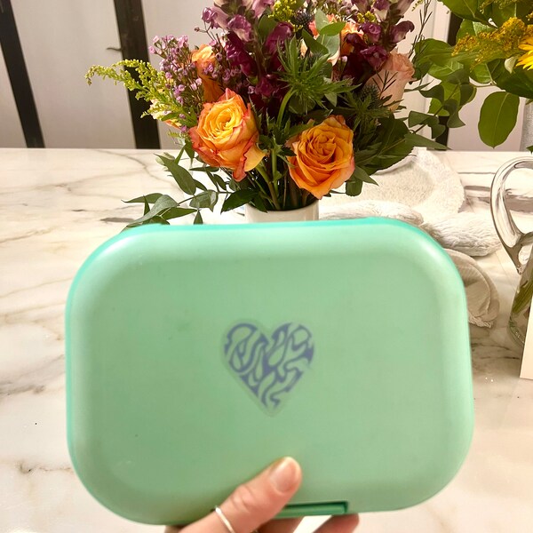 Y2k-inspired Pink Heart Laptop Sticker Embrace Nostalgic Vibes - Etsy