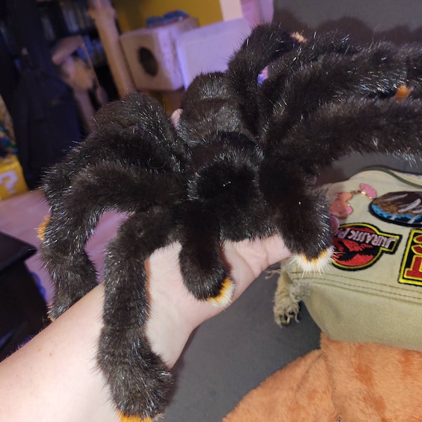 Realistic Tarantula Spider Poseable Shelf Decor Wall Mountable Faux ...